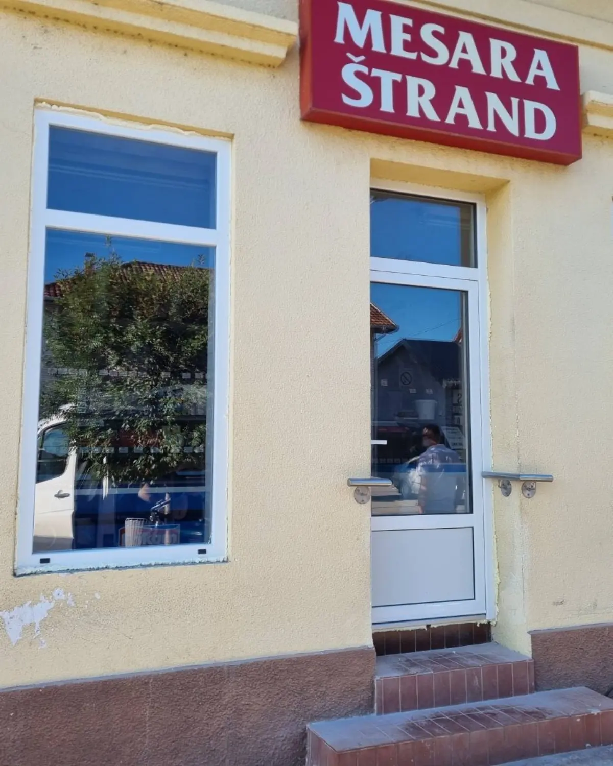 PVC Vrata i Fixni Profili Novi Sad | NS MPLAST